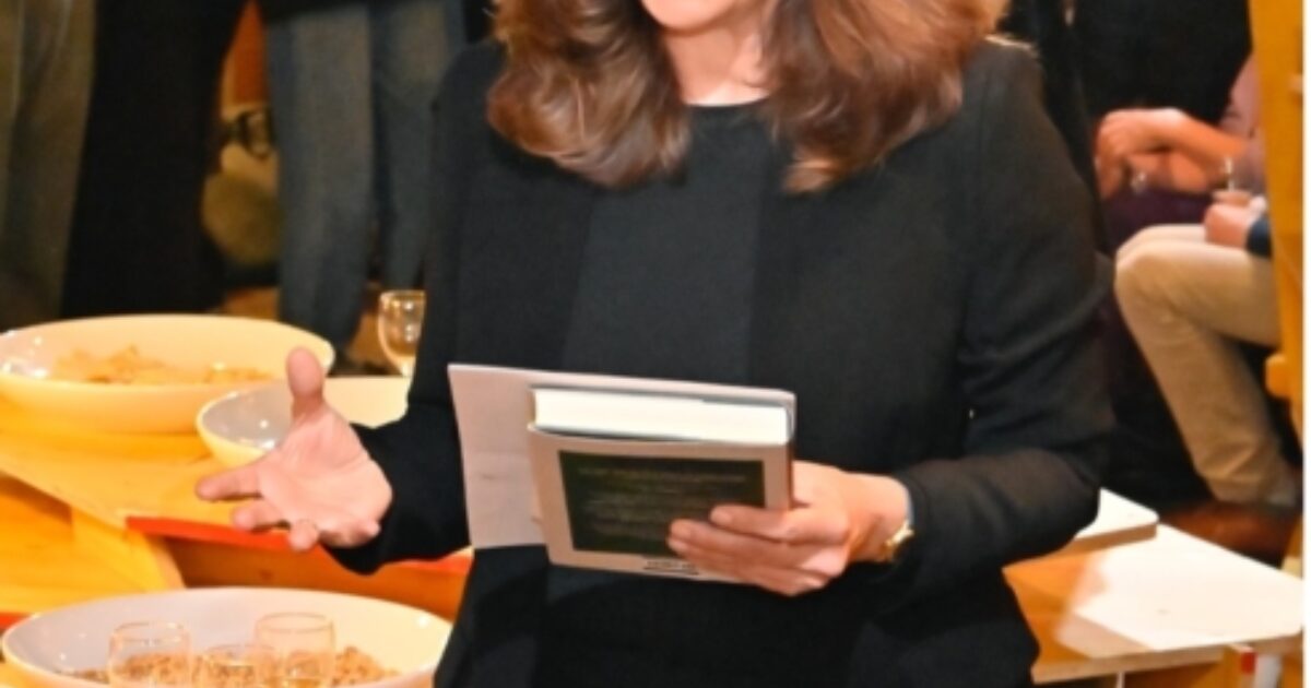 Anna Beer | RCW Literary Agency
